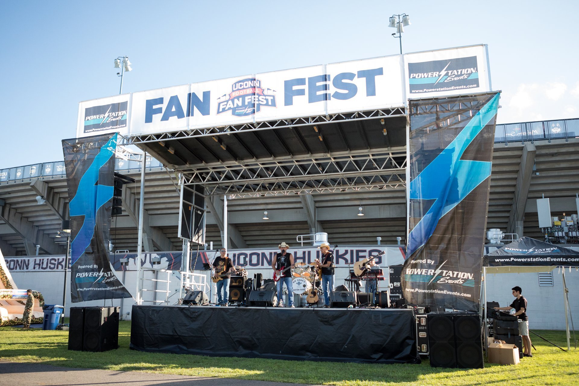 Rentschler Field at Pratt & Whitney Stadium