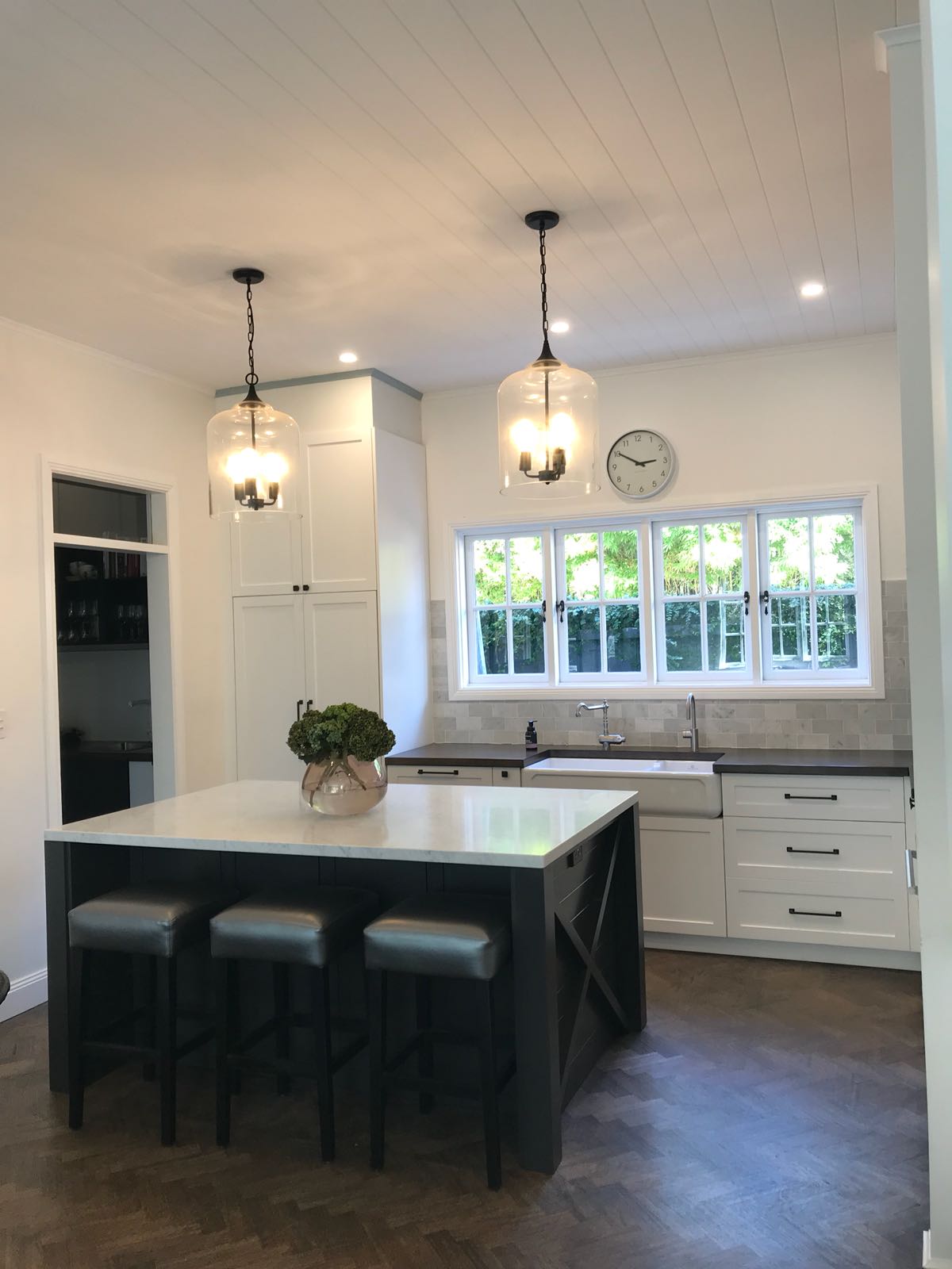 Elegant Kitchen & Walk In Robe in Fairlight