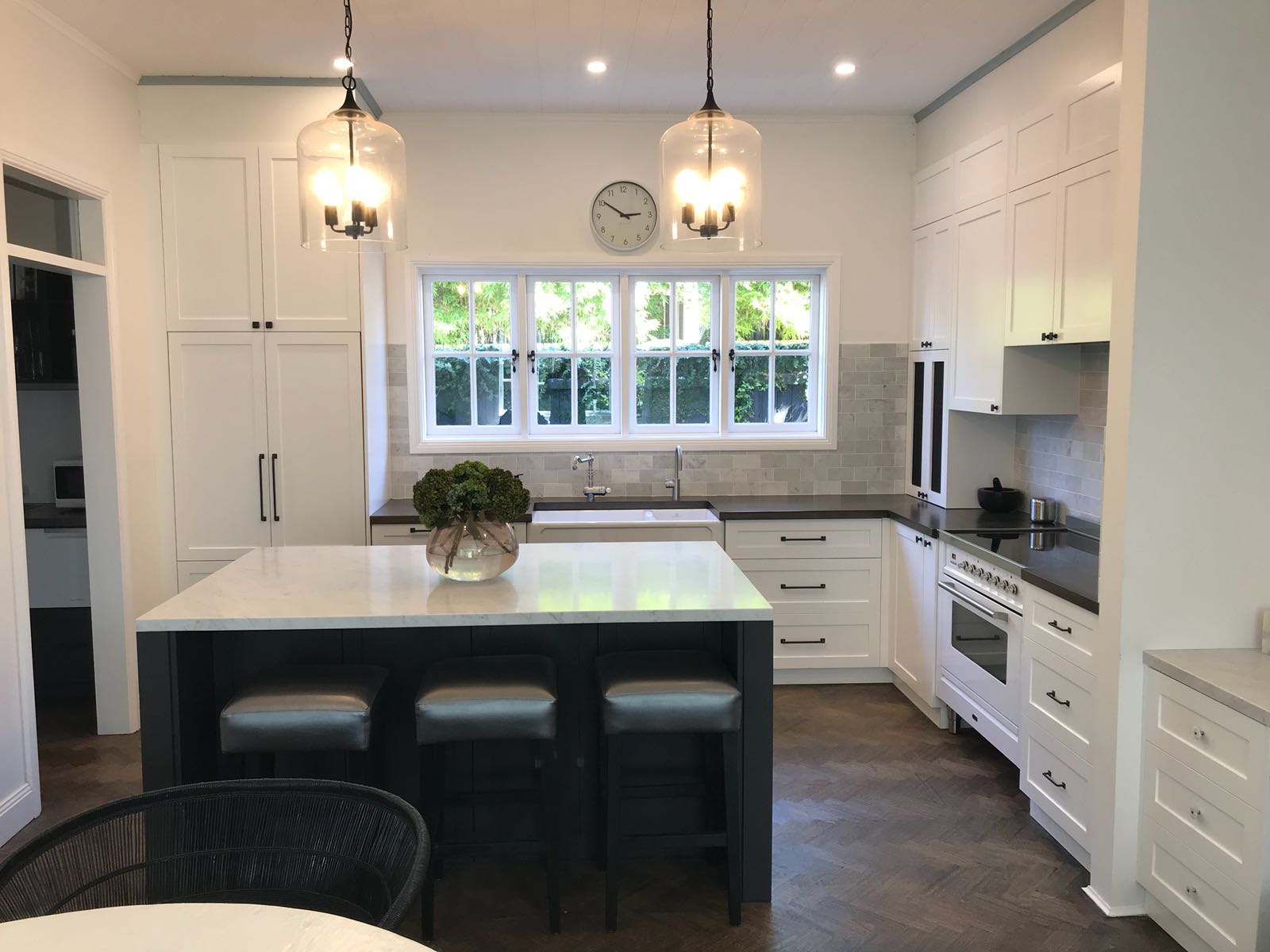 Elegant Kitchen & Walk In Robe in Fairlight