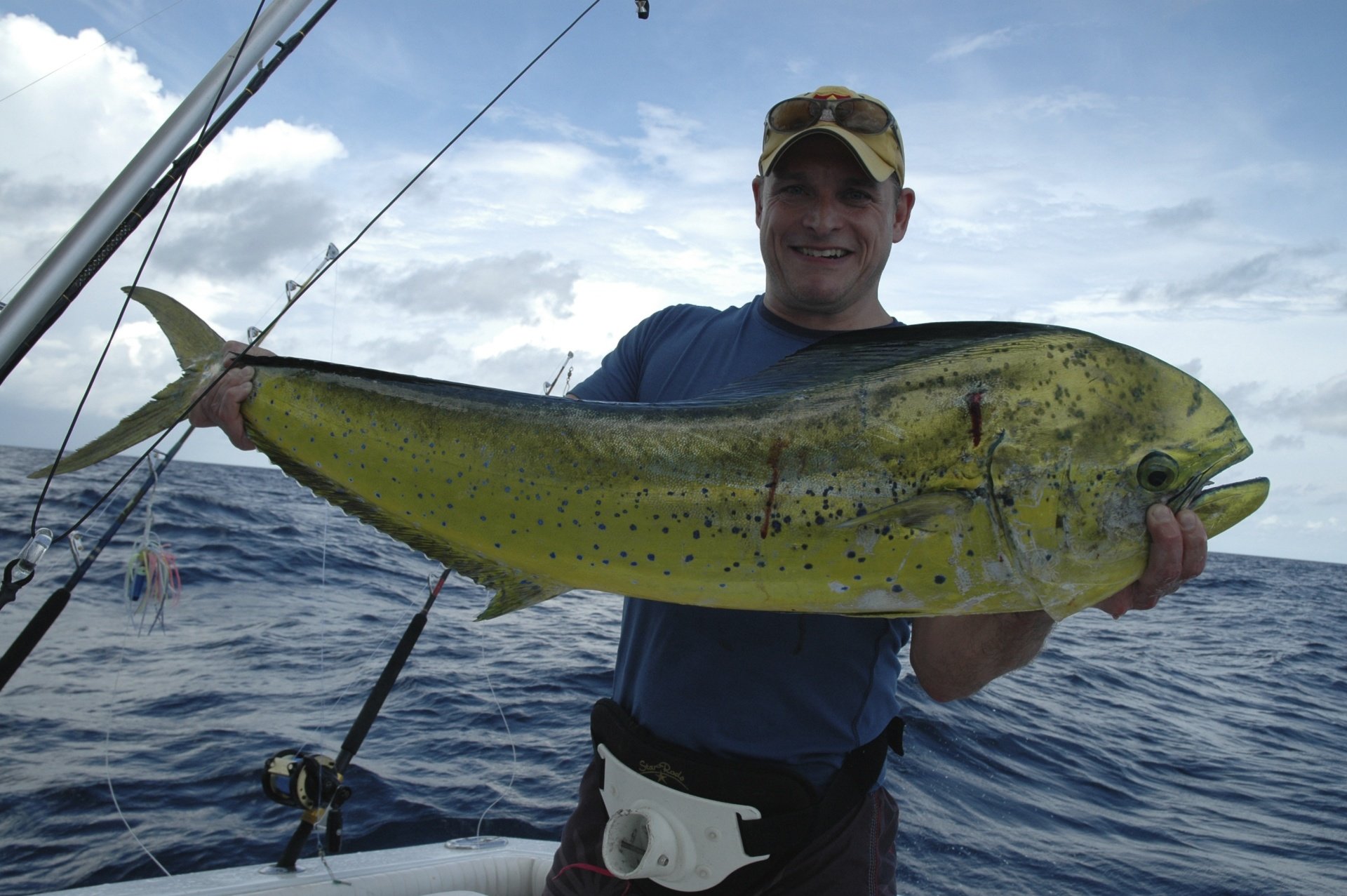 Mahi-mahi Fishing in Florida Keys – Blue Water Adventures – Key Largo