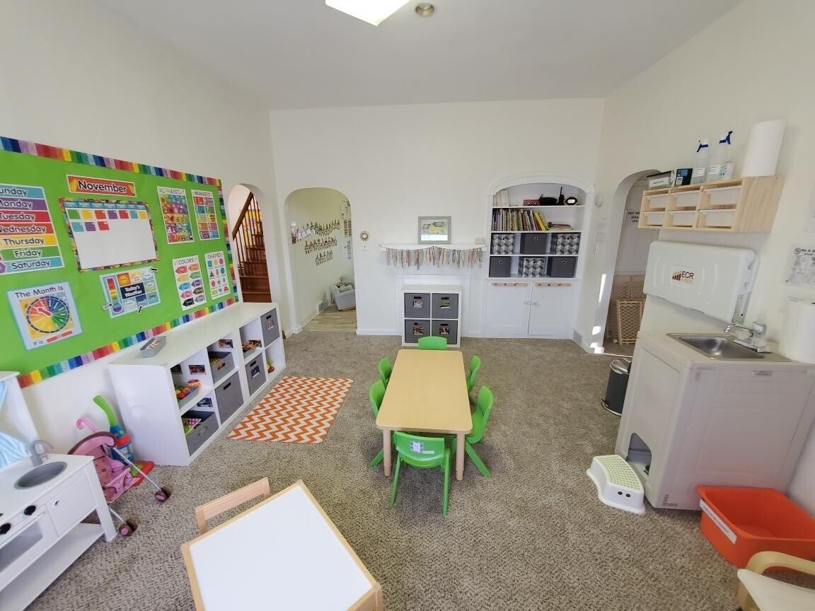 Creative Corner Child Care and Learning Center