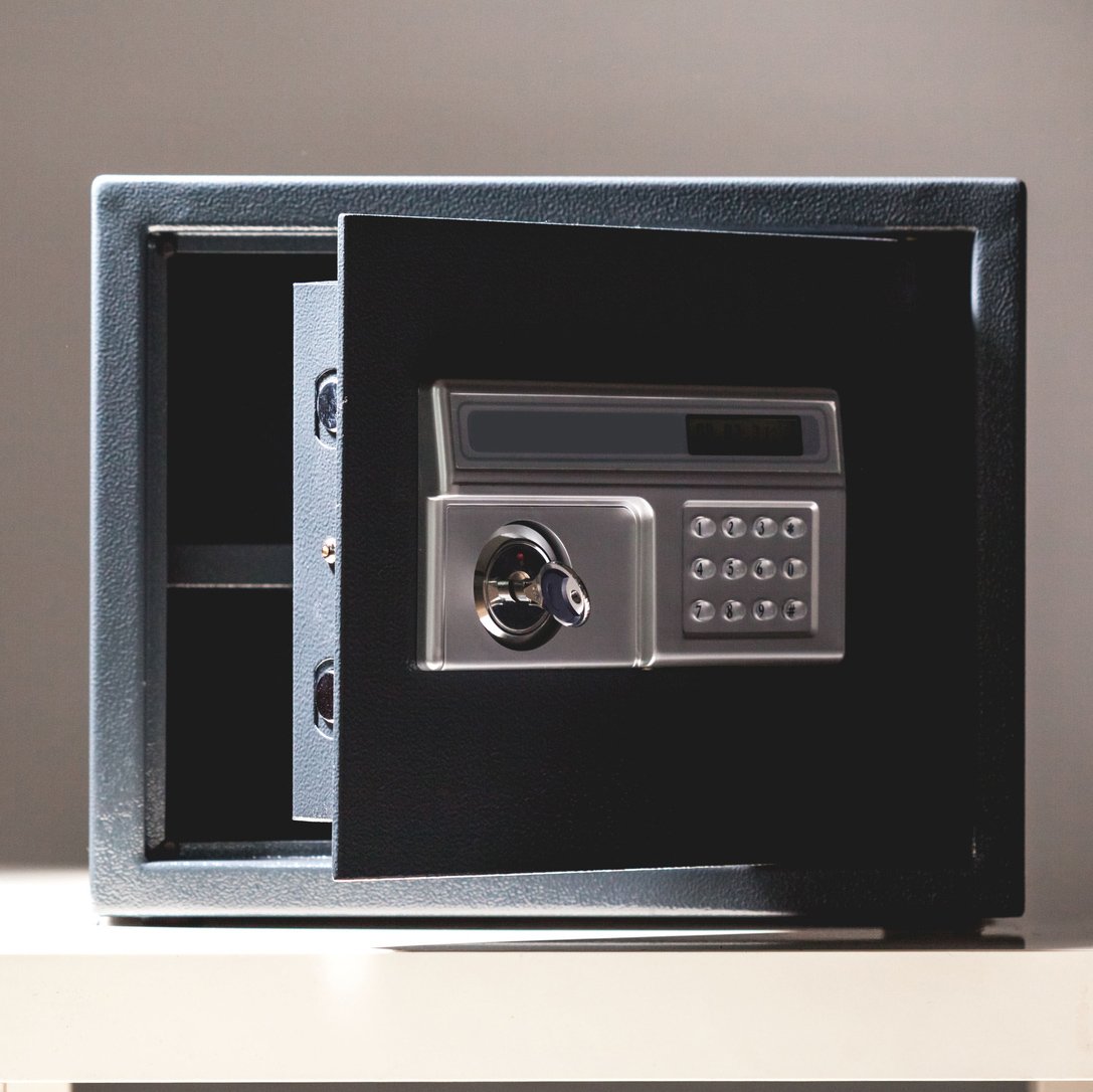 Safes and Hardware | Redding, California | Carol's Lock & Key