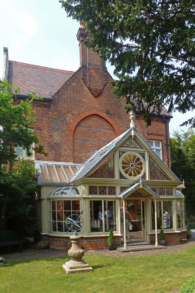 Harcourt House