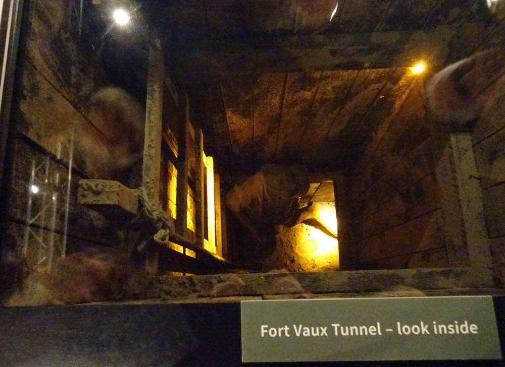 1916 World War 1 exhibition