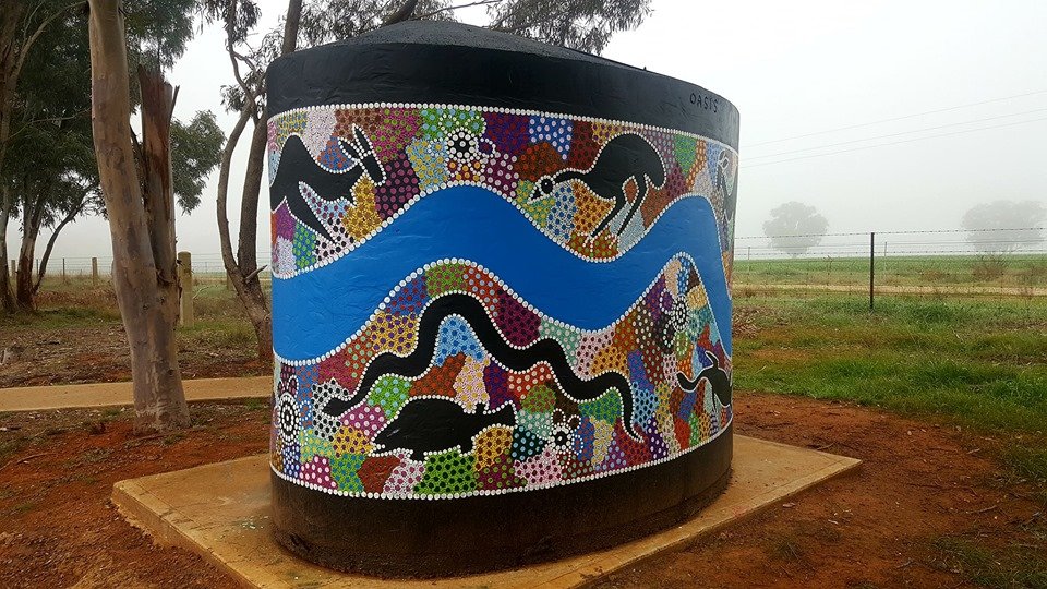 Collingullie Water Tank Art
