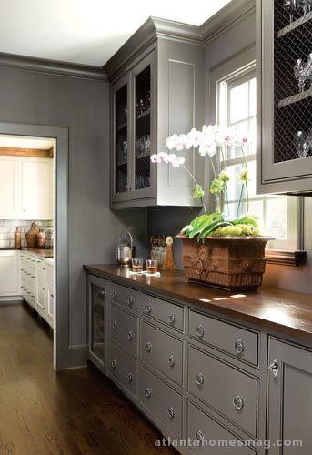 How to Achieve a Classic and Timeless Home Decor Style