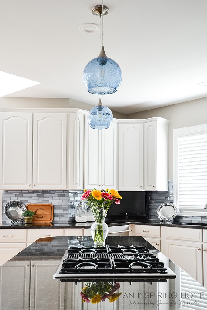 The Ultimate Guide to Pendant Lighting For Your Kitchen