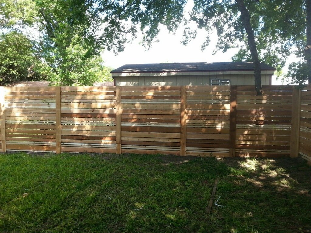 Horizontal Privacy Fence | Pflugerville Pfence Company
