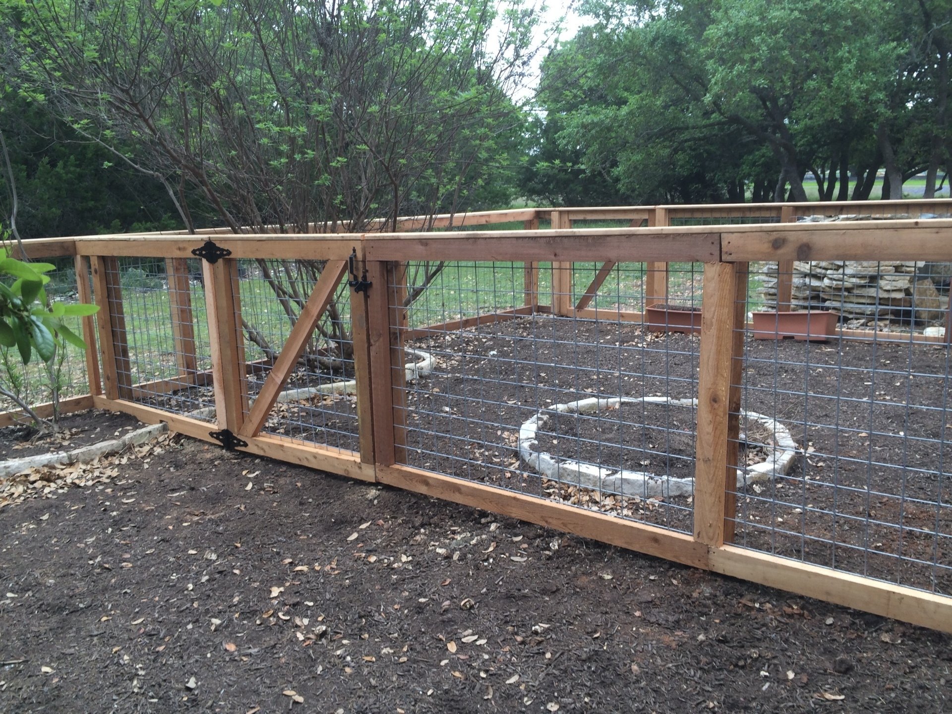 Bull Panel Fencing in Central Texas | Pflugerville Pfence