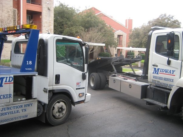 Roadside Assistance & Towing | Midway Wrecker Service