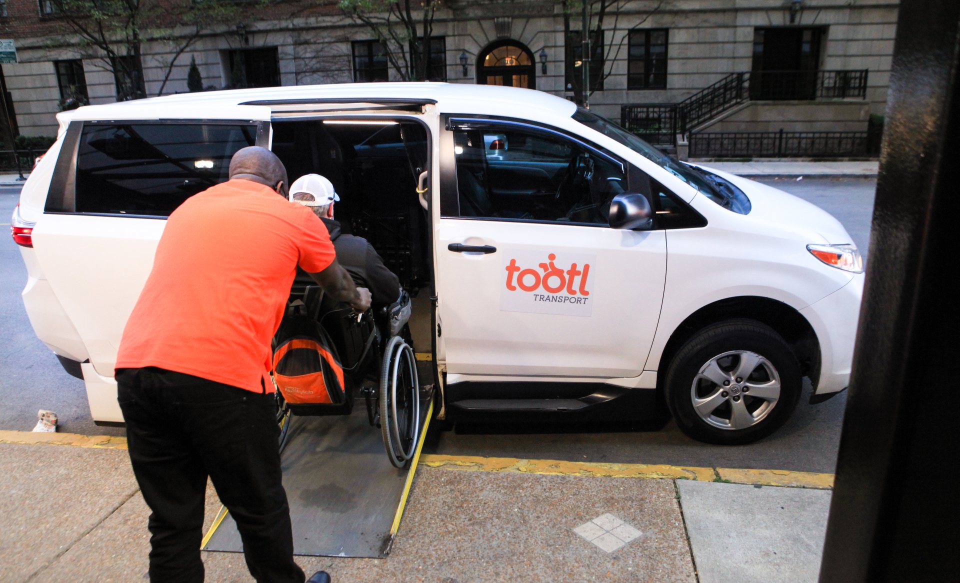 Wheelchair Transportation | Medical Transport | Milwaukee, WI