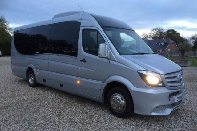 Cost-Effective Minibus Hire|Bradford | My Local Minibus Hire