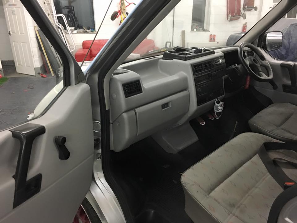 BUSPOKE CAMPER CONVERSIONS