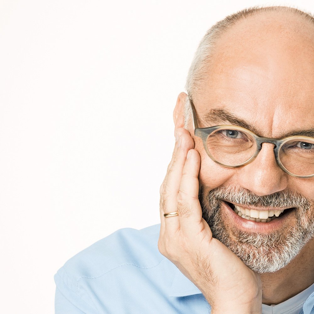 Thomas Tuma - Journalist