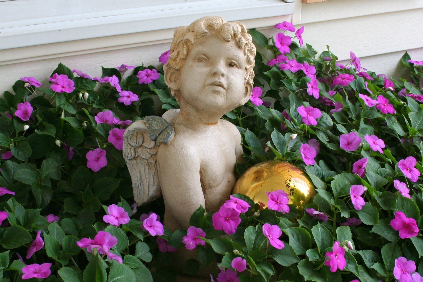 Our Facility - Virtual Tour - Photo Gallery - Funeral Chapel