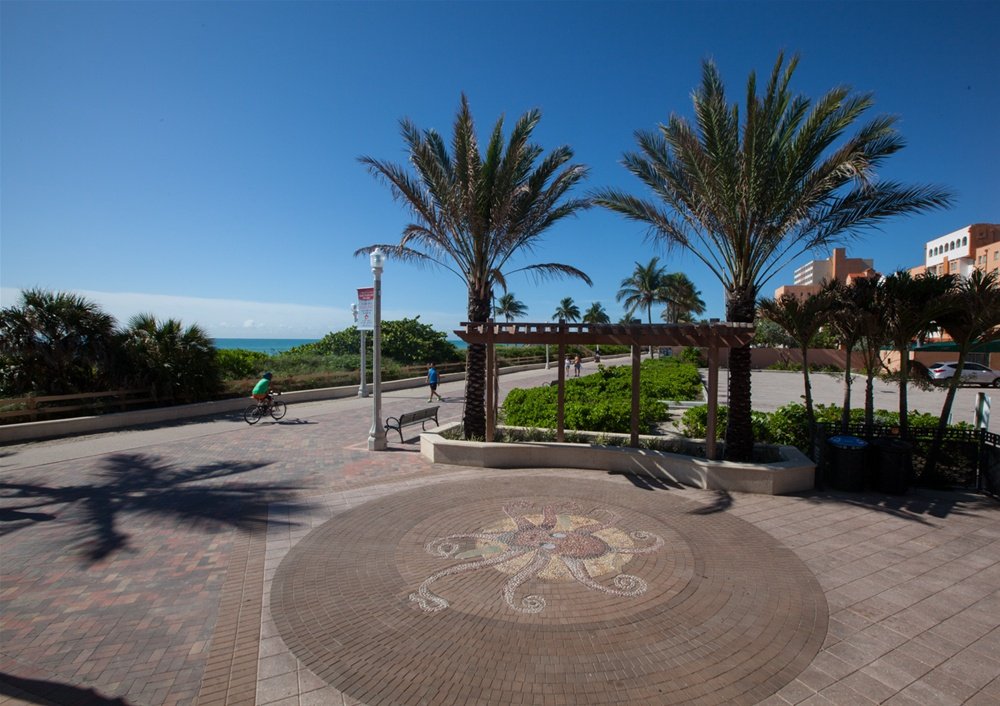 Side Steetscape | Burkhardt Construction Inc.
