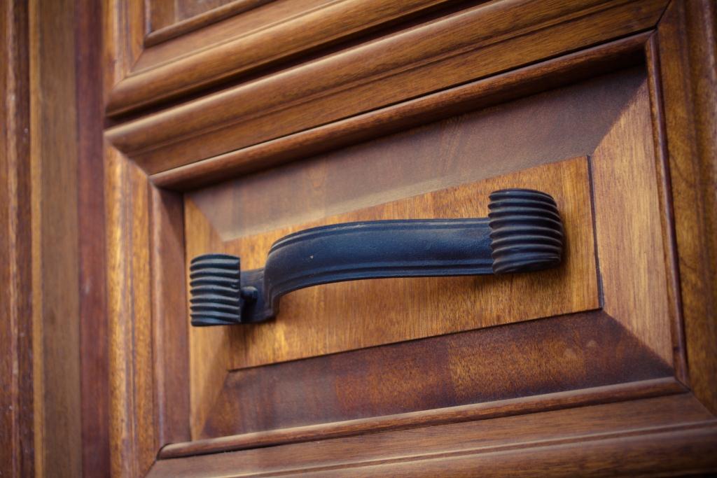 Grapedoor Custom Made Wooden Doors