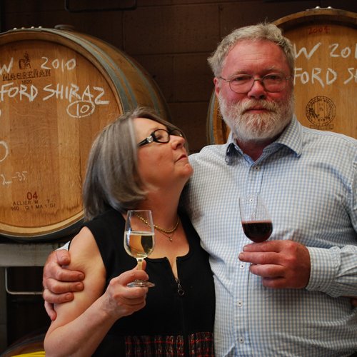 Family-Owned Urban Red and White Winery | Victoria