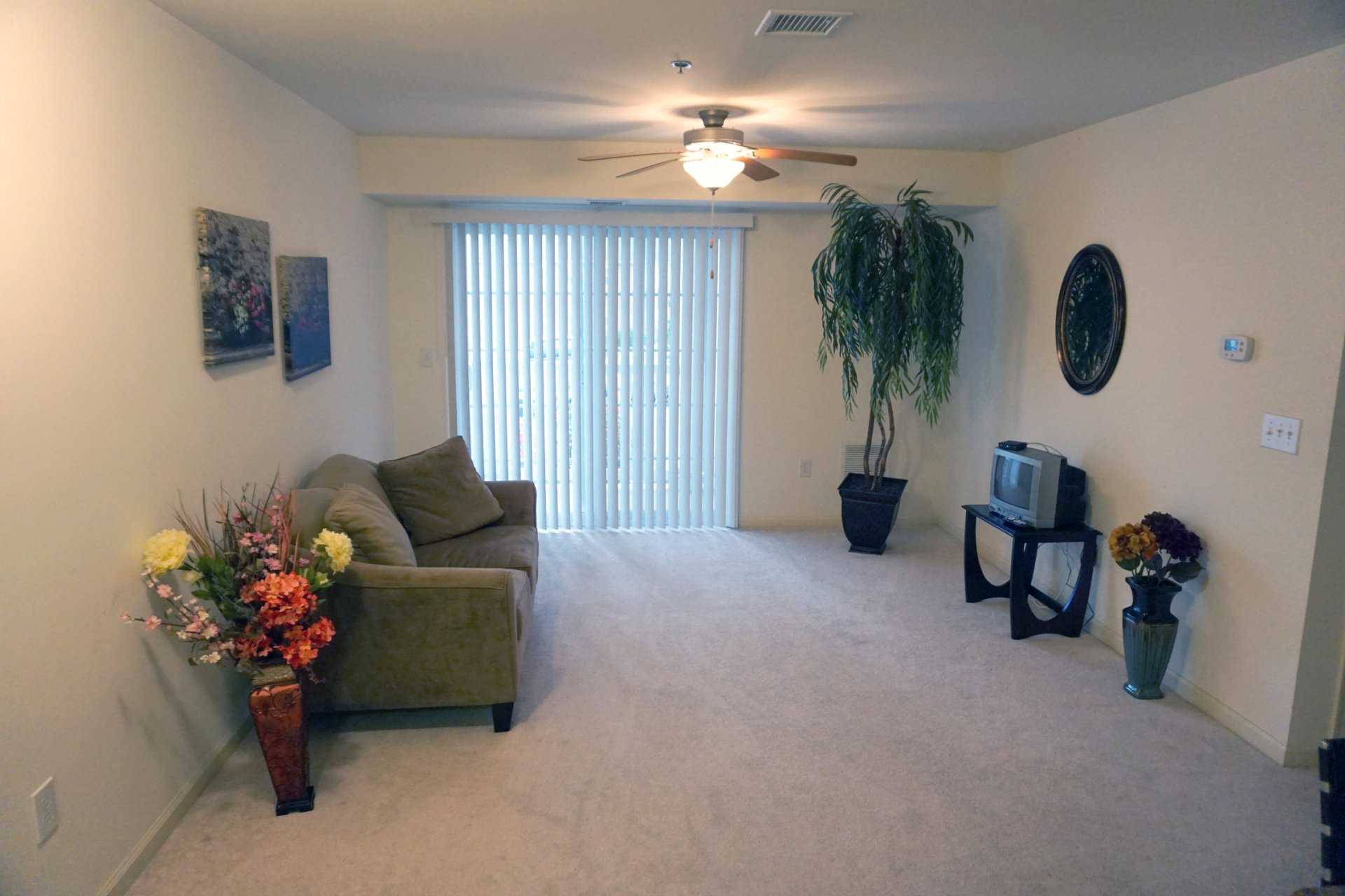 1641 Building | Devonshire Park Apartments