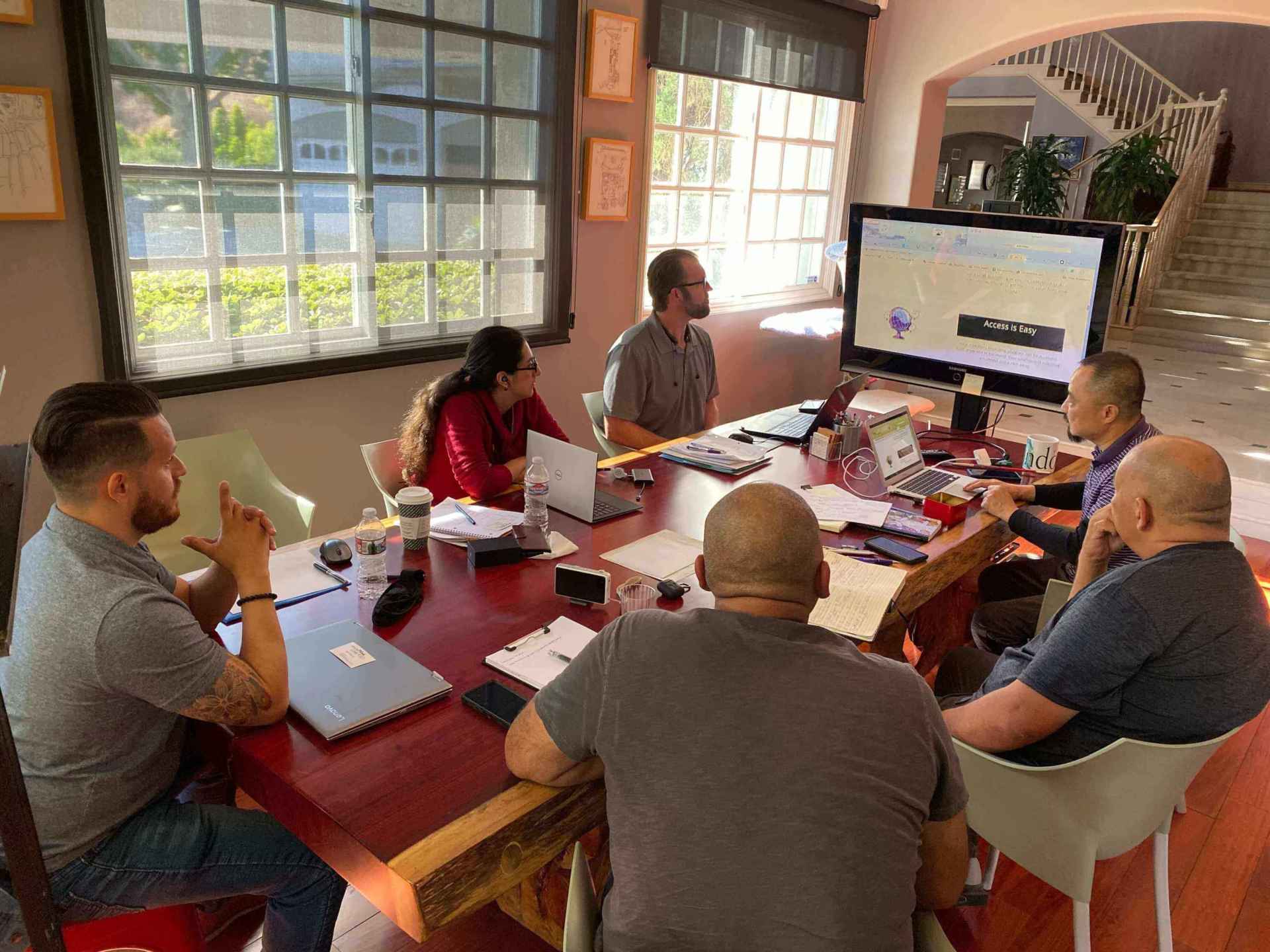 Live Seminars and Live Forums