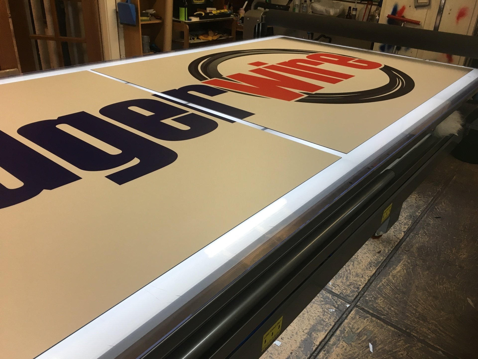 Vinyl Application Tables | Rollover Australia