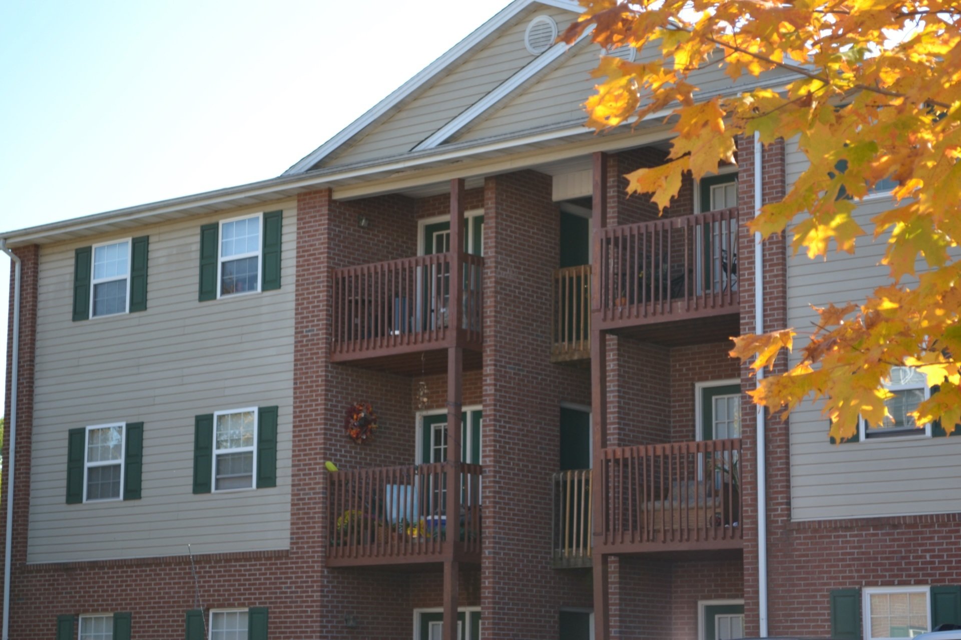 Collegiate Court | Price Real Estate