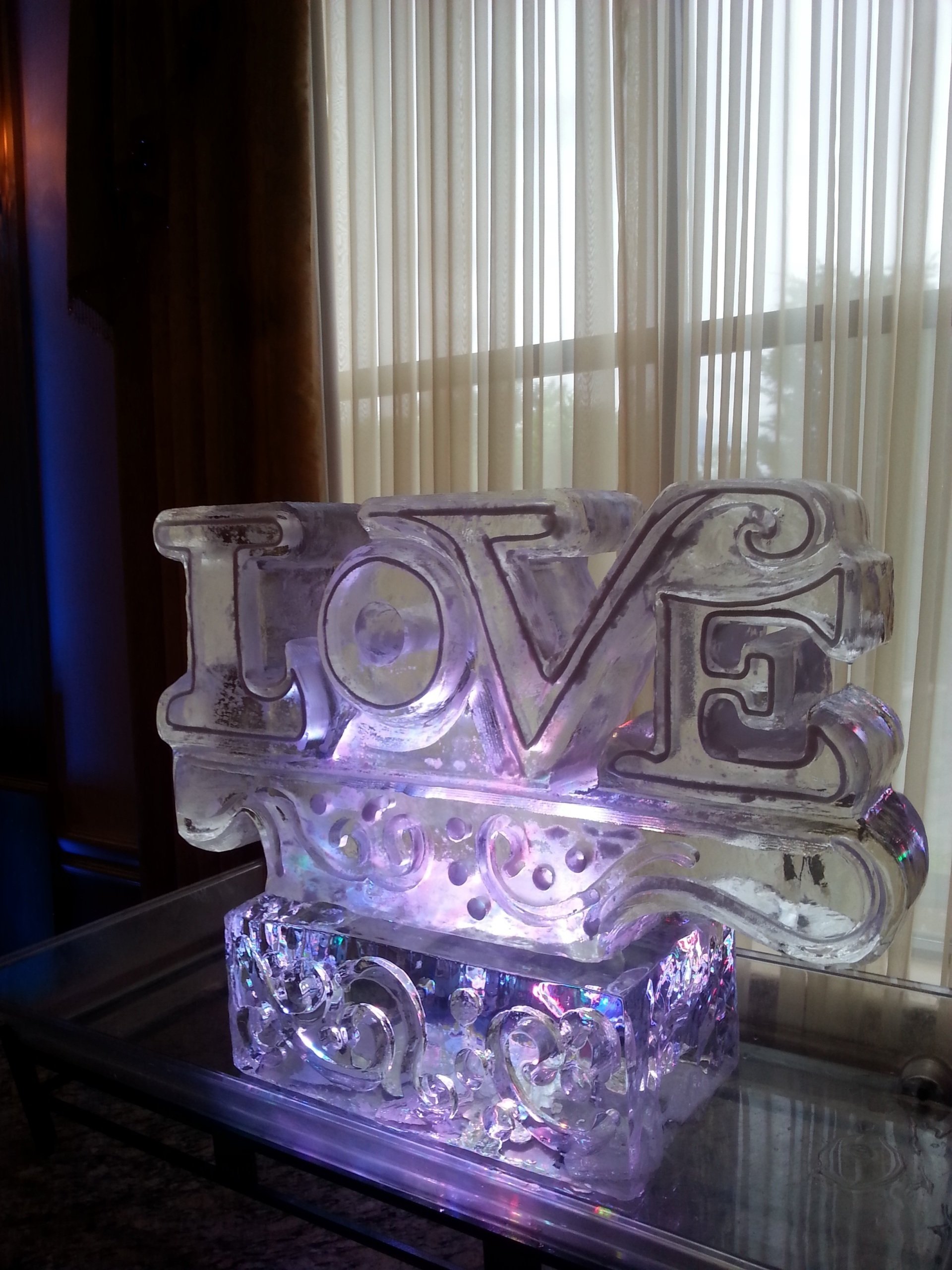 Ice Sculptures and Ice Carving | Philadelphia, PA | Franks Ice Service