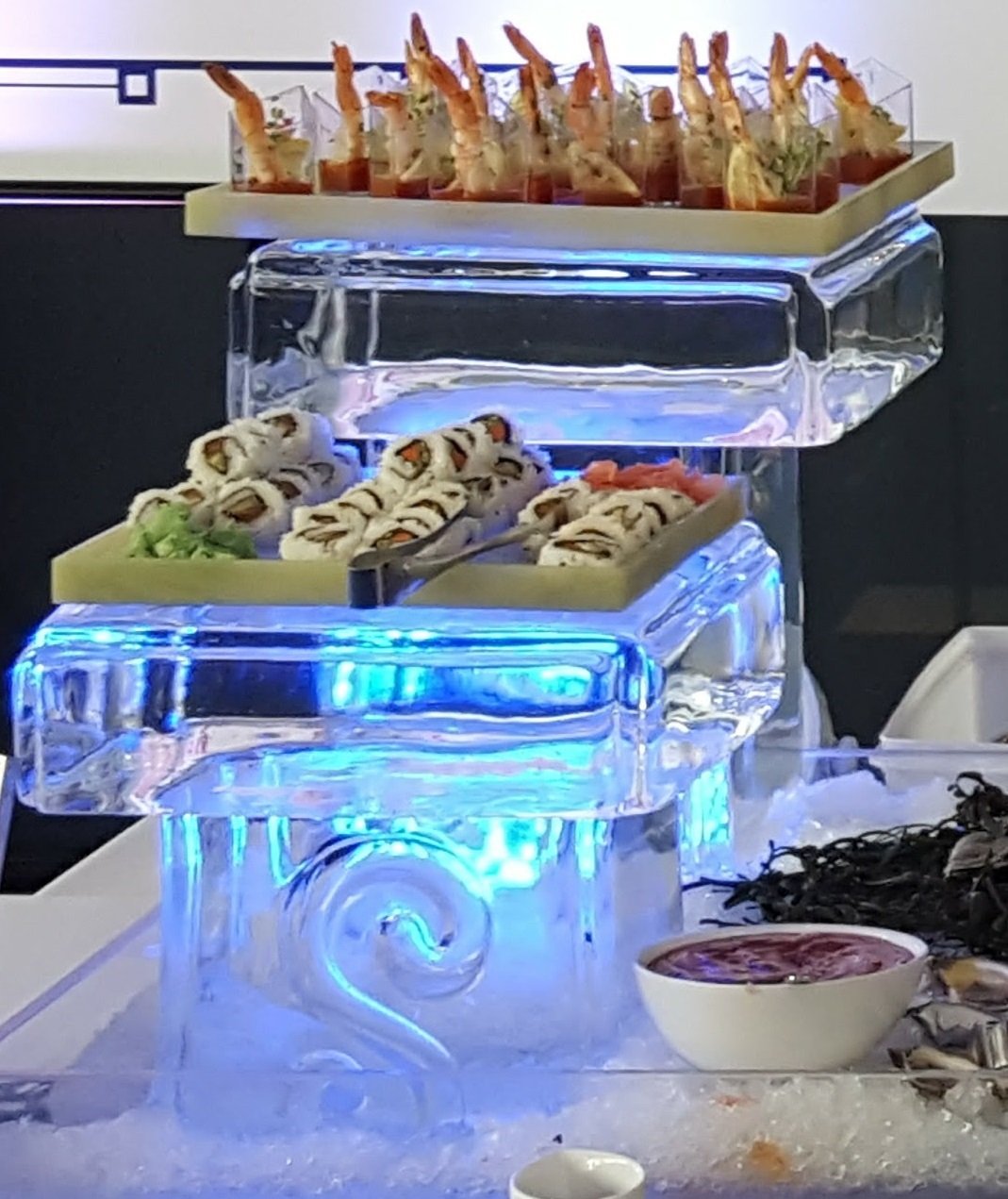 Ice Sculptures and Ice Carving | Philadelphia, PA | Franks Ice Service