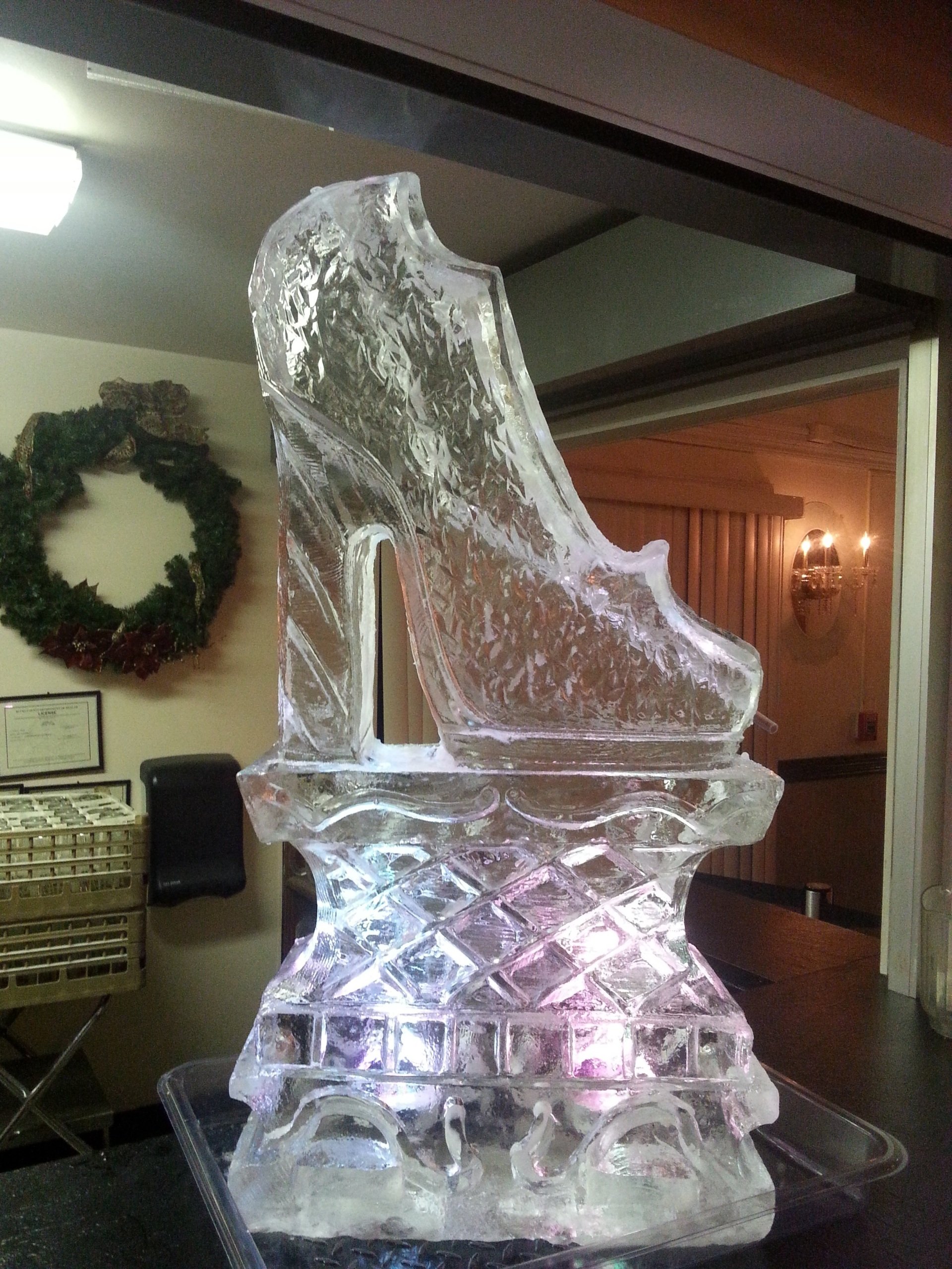 Ice Sculptures and Ice Carving | Philadelphia, PA | Franks Ice Service