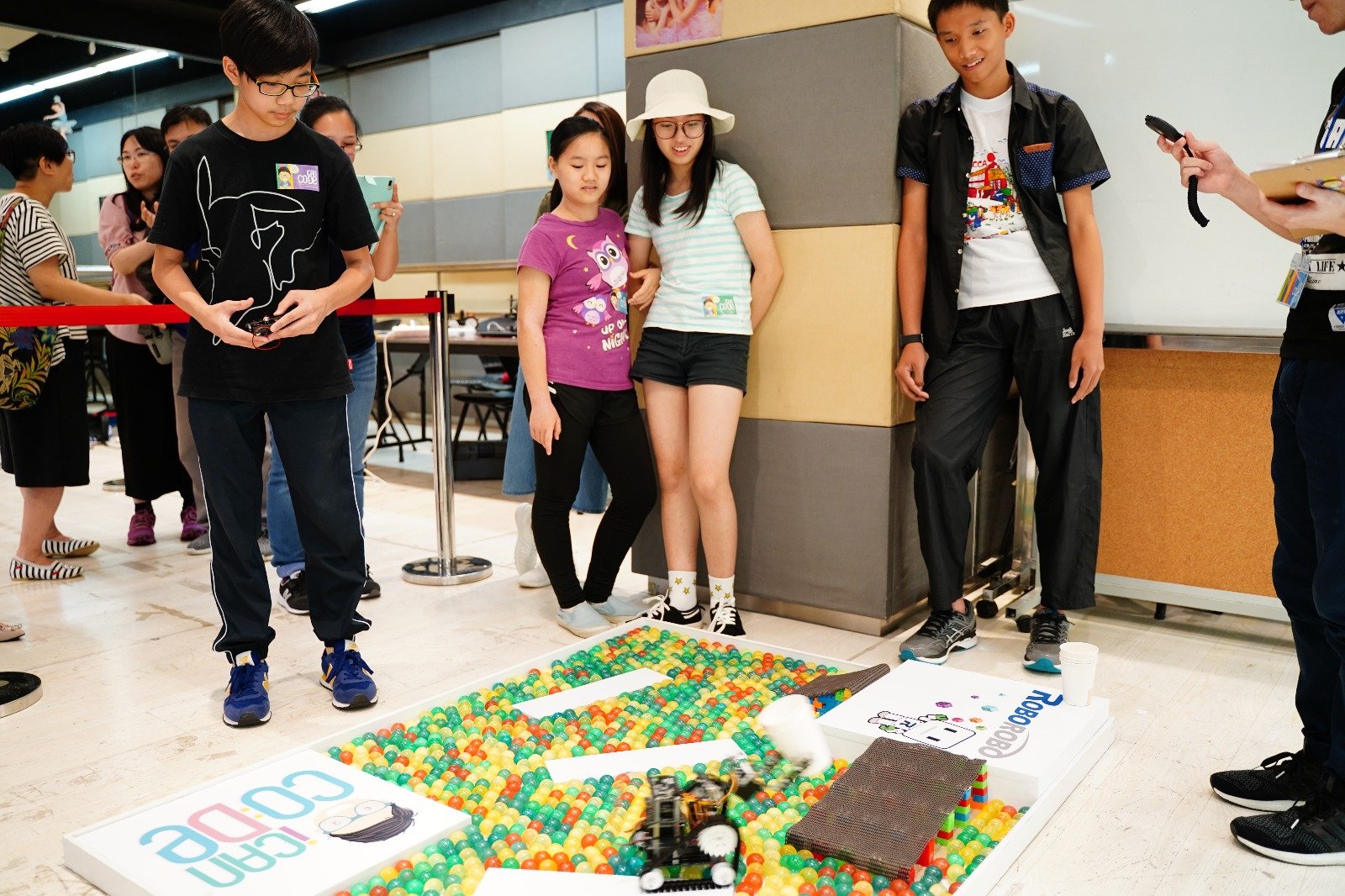 I CAN CO:DE | EVERYONE CAN CODE