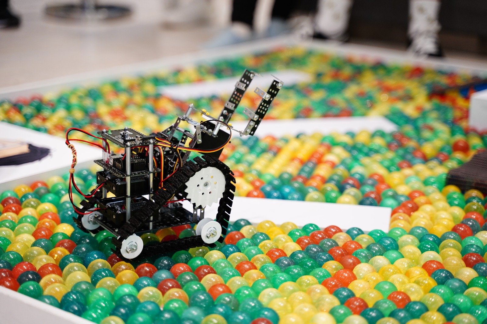 I CAN CO:DE | EVERYONE CAN CODE