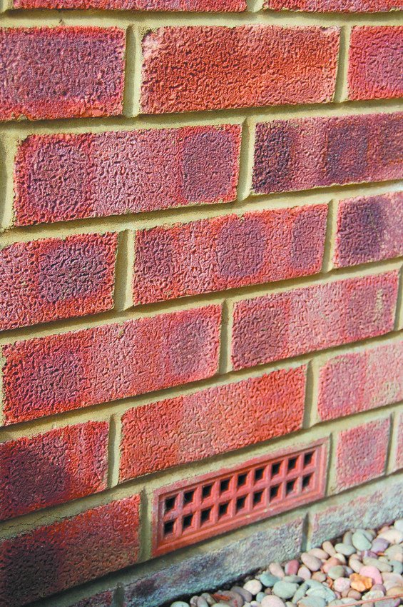 Damp proofing company | EK Dampproofing