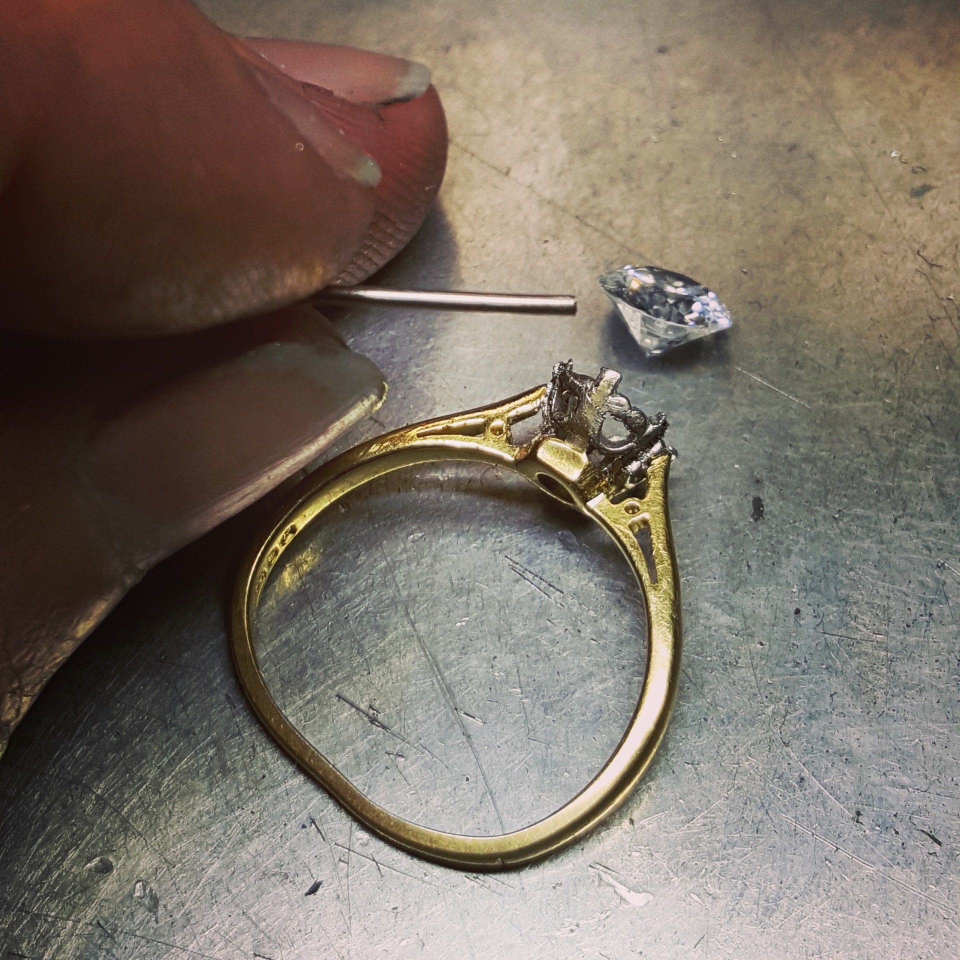 Jeweler | Champaign, IL | Robert's: The Fine Art of Jewelry