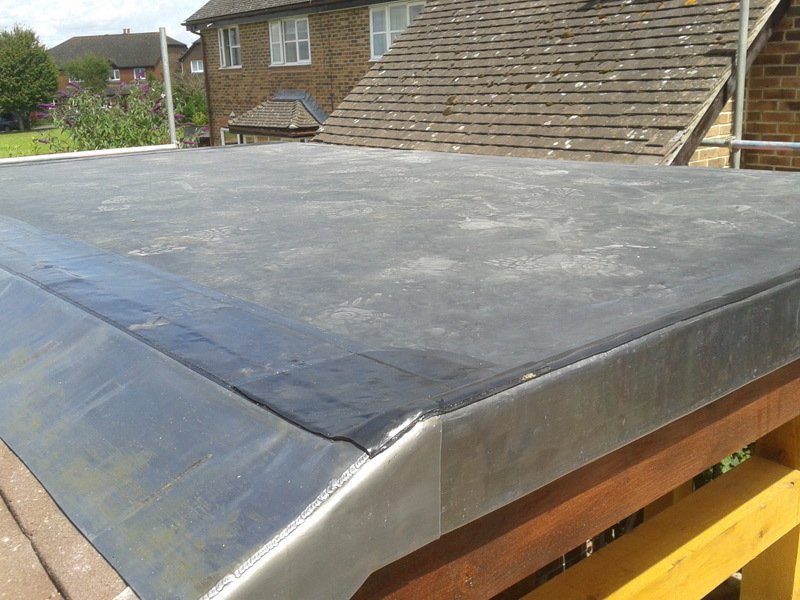 Flat roof and Rubberbond roofing in Surrey & Hampshire