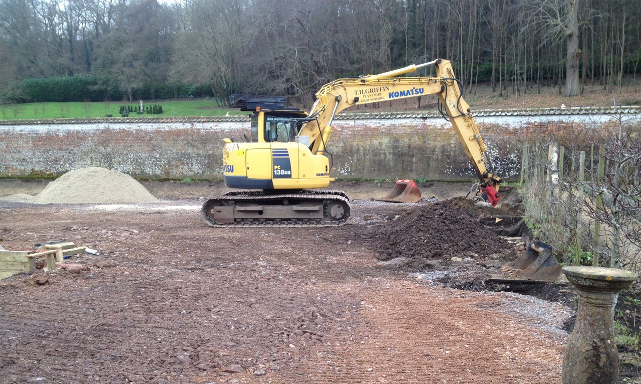 Skilled groundworkers | T.H. Griffin Plant Hire & Groundworks