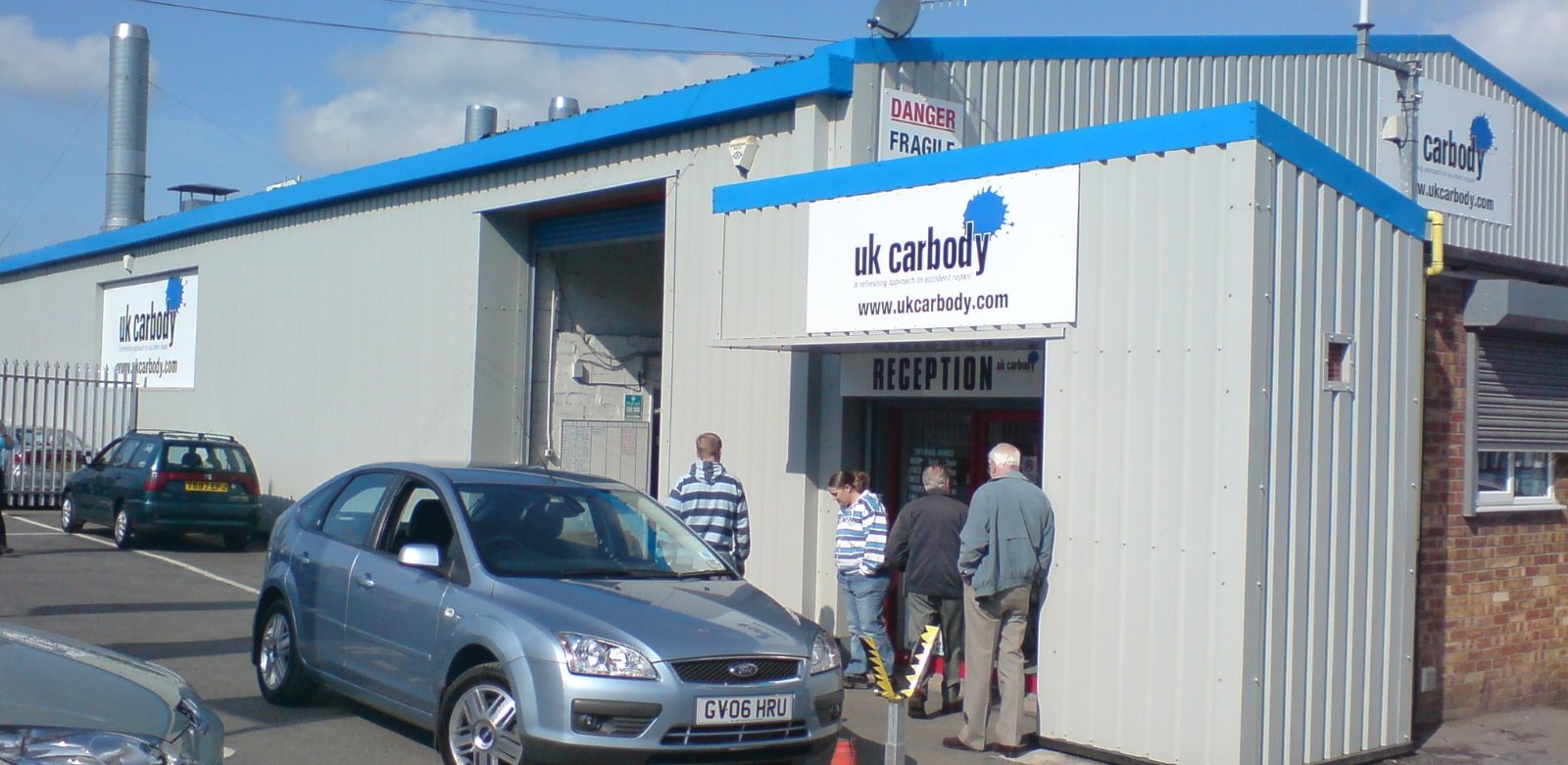 UK Carbody | Accident Repair Services & Body Shop Bristol