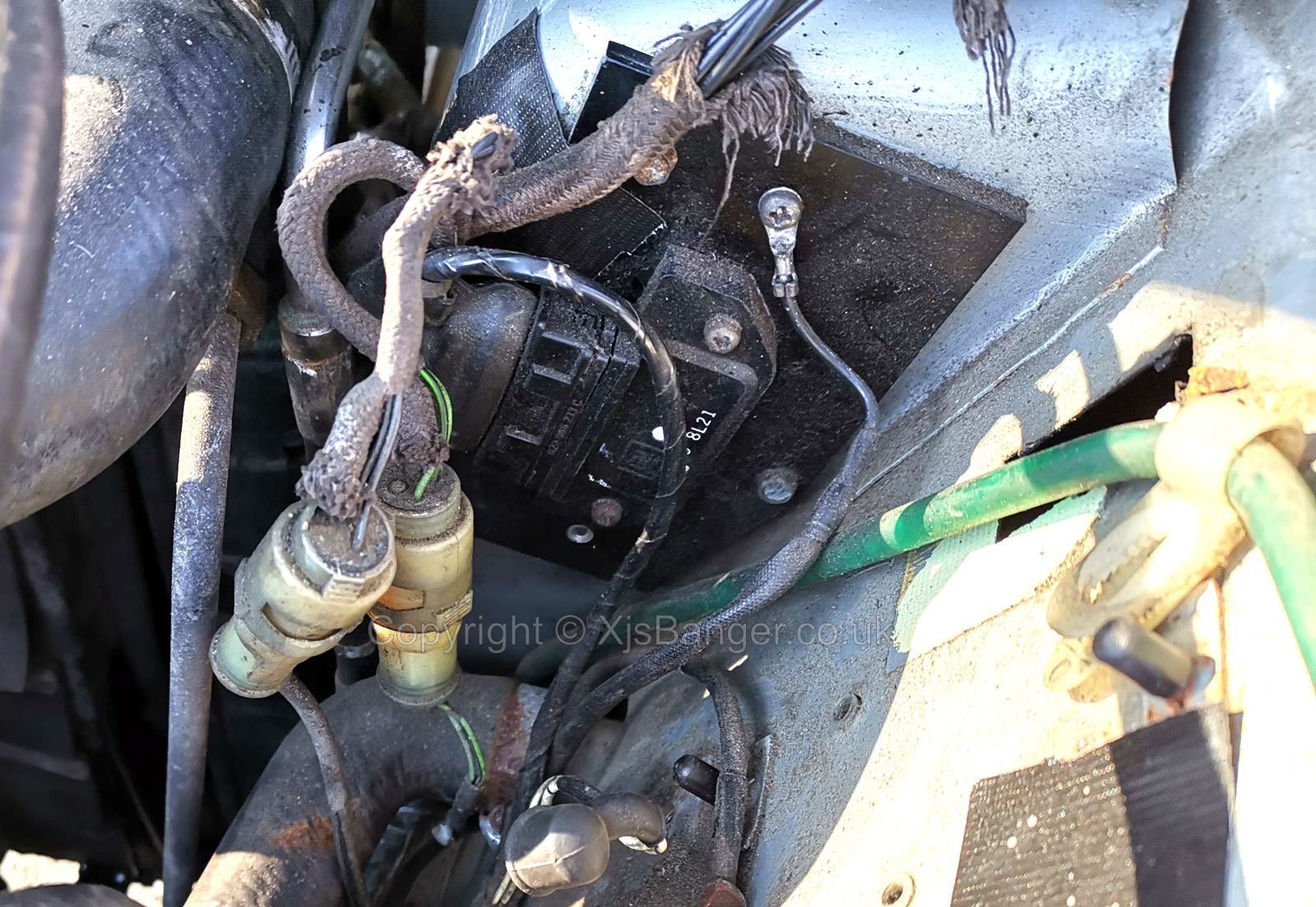 Jaguar AJ6 3.6 Engine start-up after decade in storage