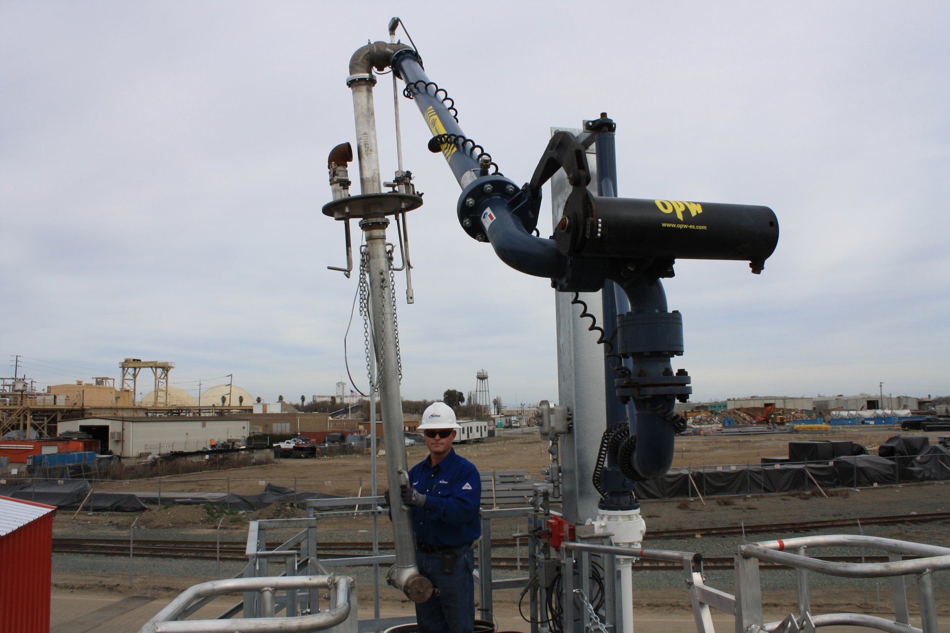 Custom Transfer Solutions - Houston, TX - Top Loading Arms