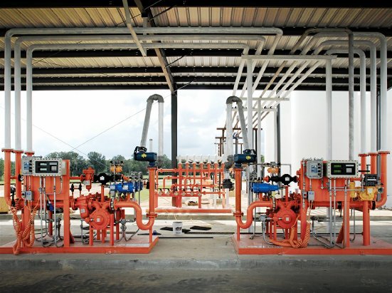 Loading Arms | Houston & Beaumont, TX | Custom Transfer Solutions