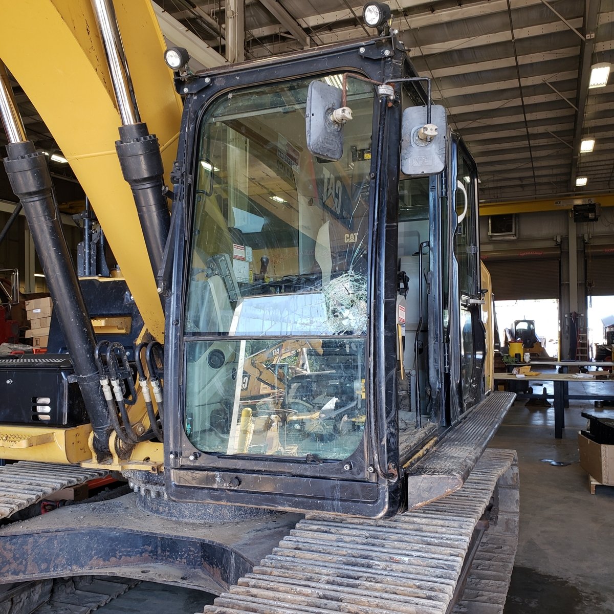 Equipment Glass Installation | Glass Repair | North AL