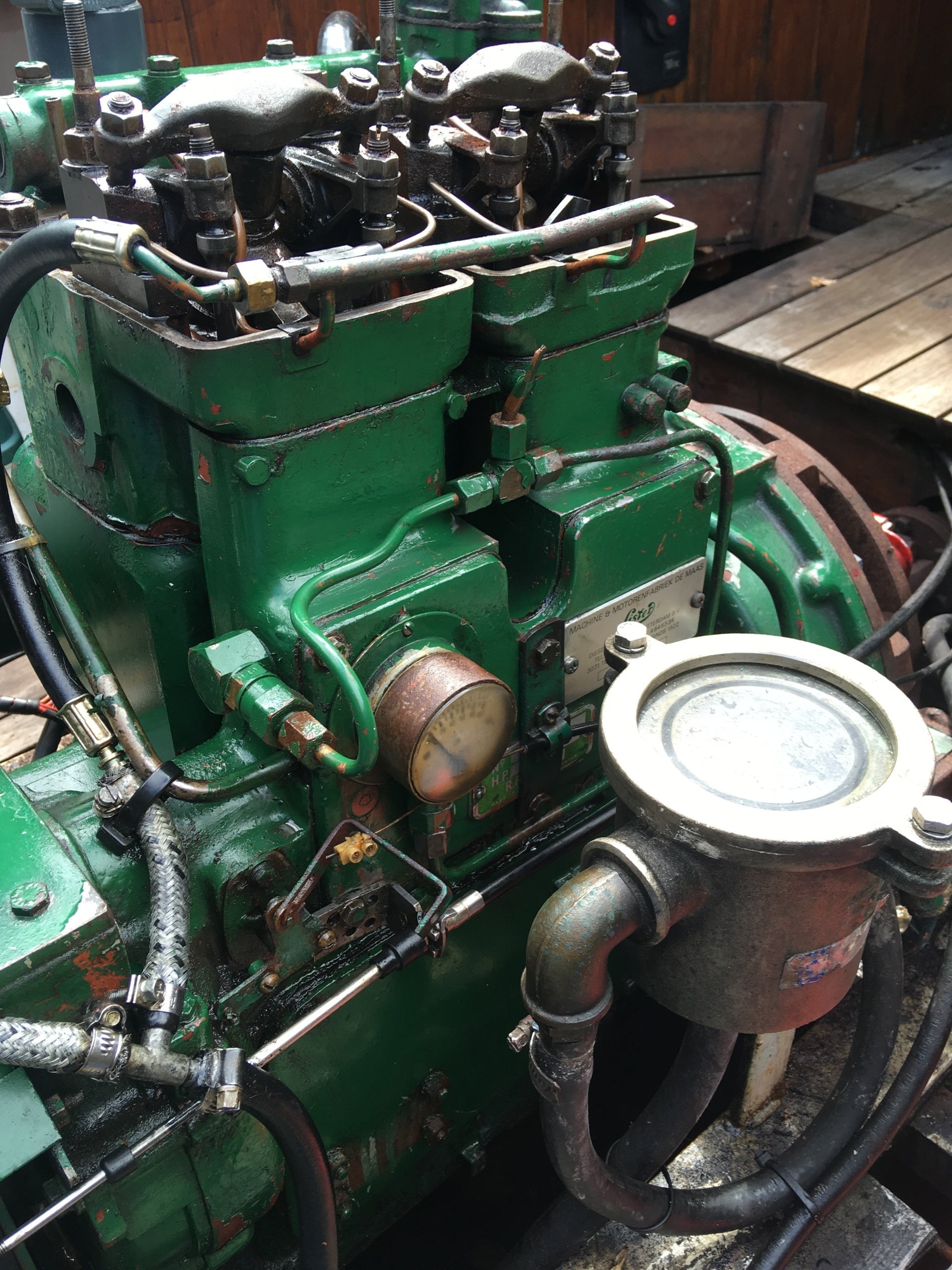 Reviving Anna: Replacing the Starter Motor and Alternator on a Lister 2 ...