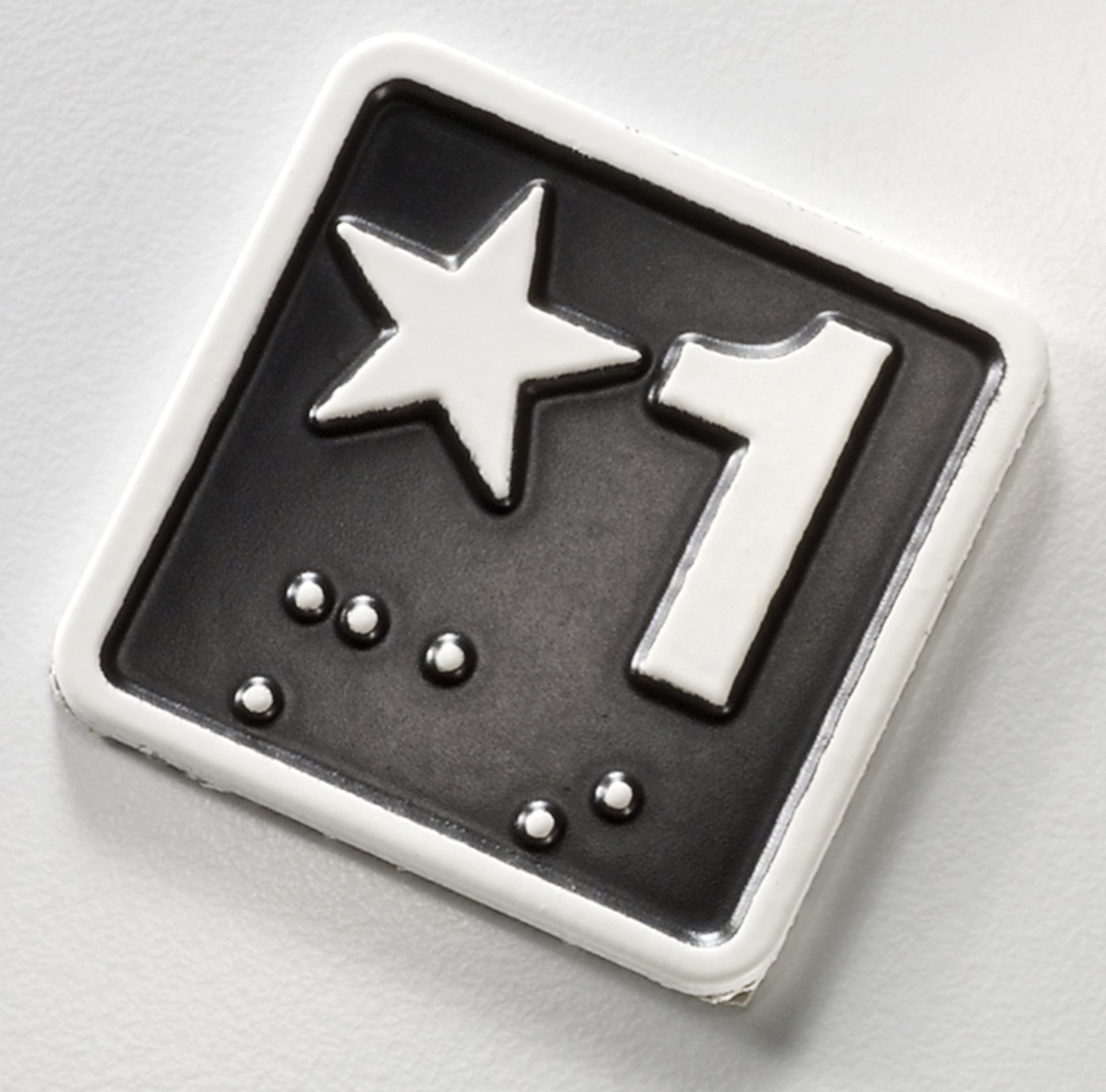 Elevator Gallery | VisionMark Nameplate Company