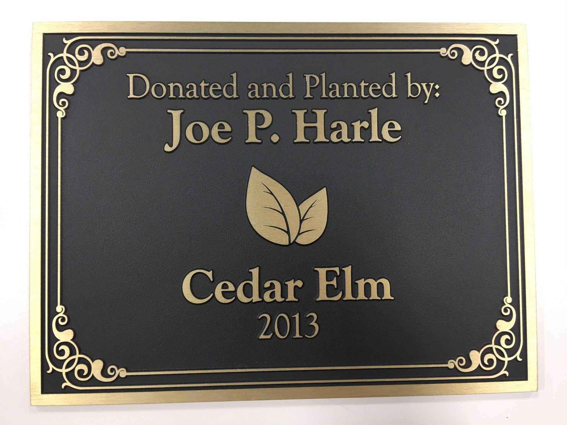 Tree Plate | VisionMark Nameplate Company