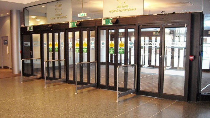 Automatic bi-folding doors installed in Glasgow, Scotland