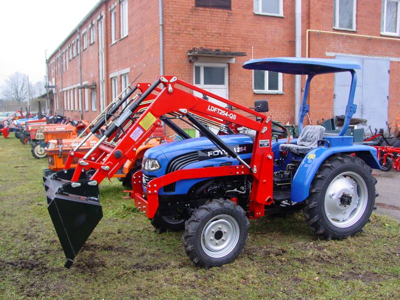 ZS "Birzgaļi" | Jauni un lietoti mini traktori. Tirdzniecība, Apkope.