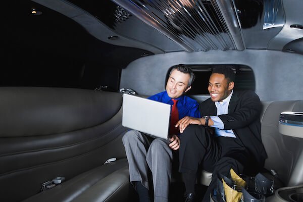 Best LAX Limo Service - Los Angeles Airport Transportation Services