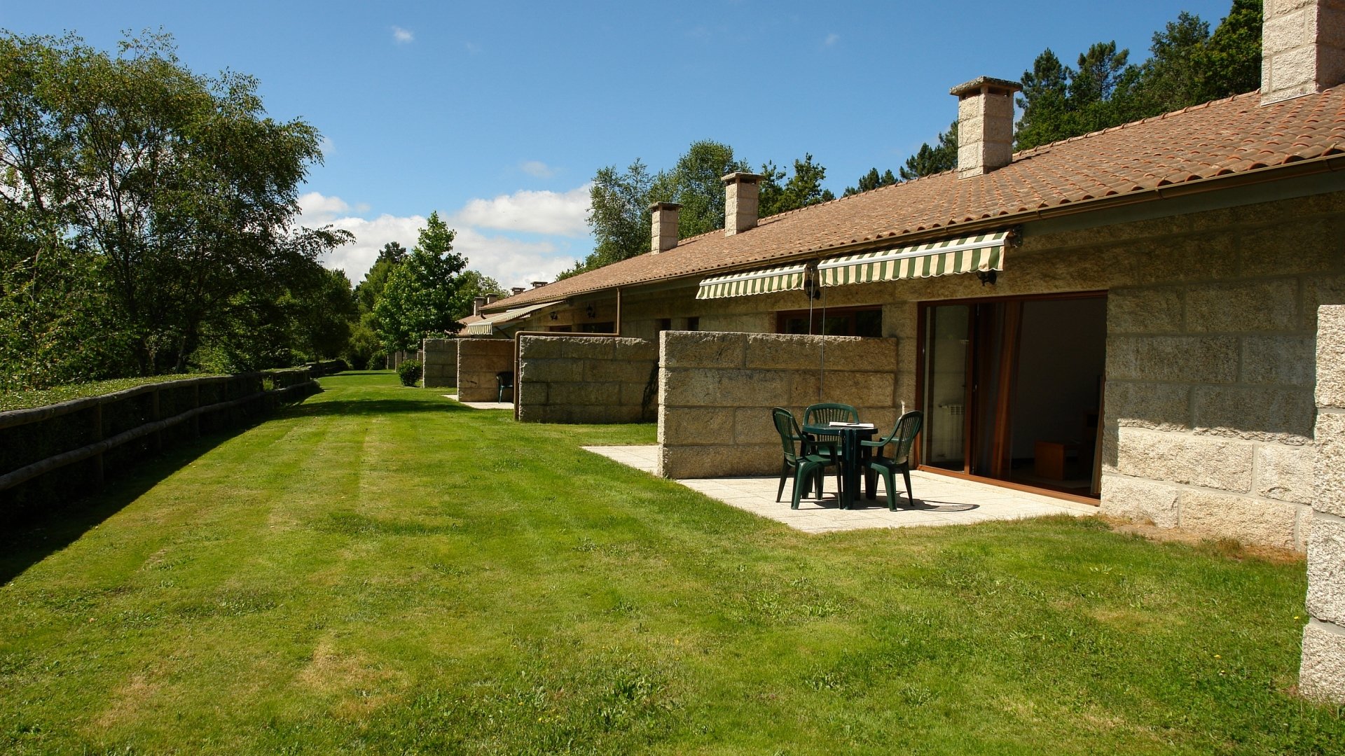 Alojamento / Casas / Bungalows Azevinho