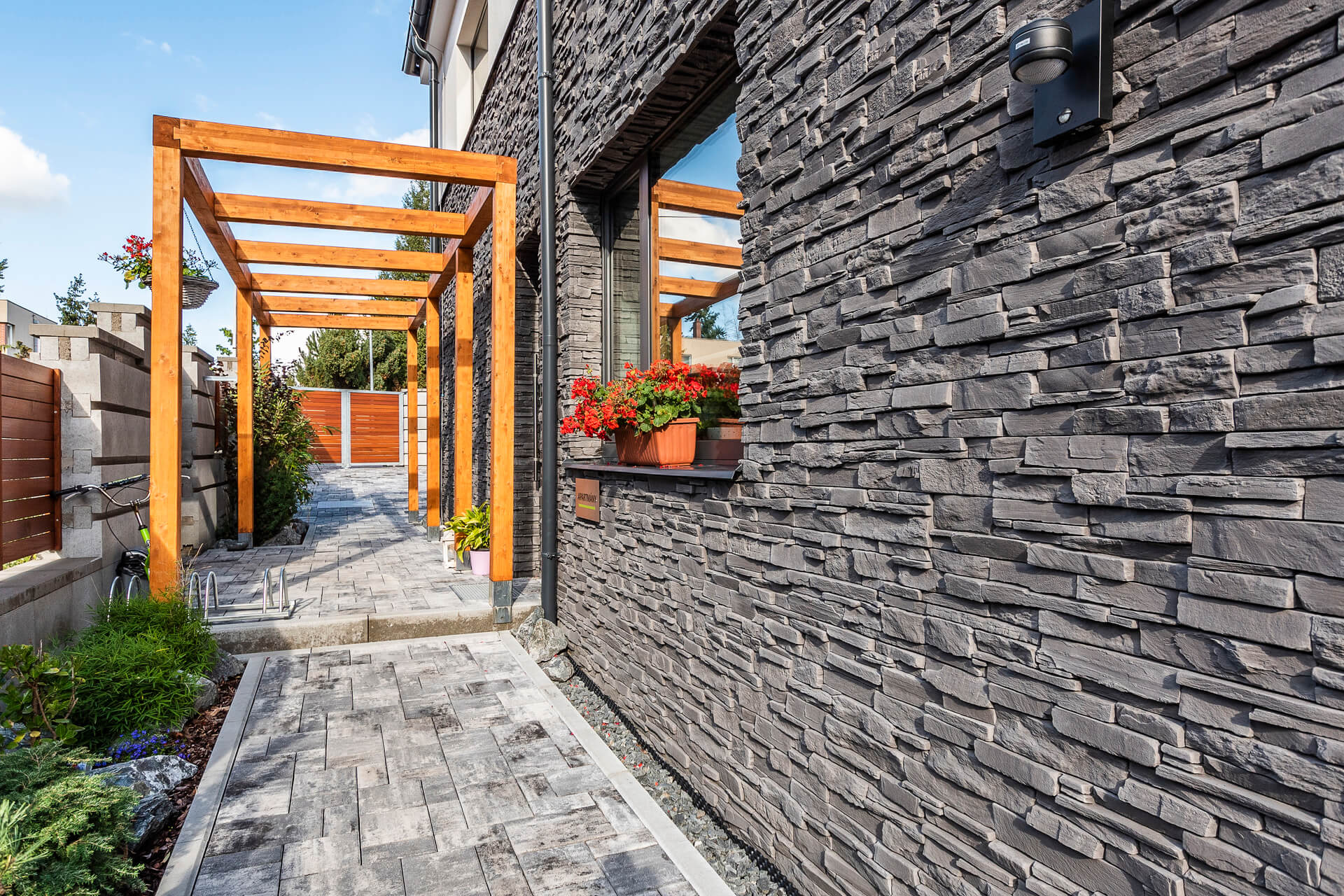 Grenada Cast Stone Panels | Real Brick Cladding