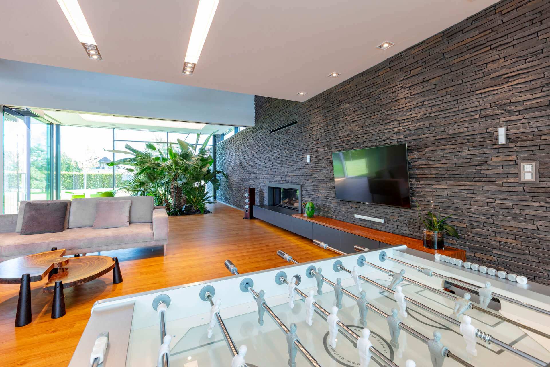 Sierra Cast Stone Panels | Real Brick Cladding