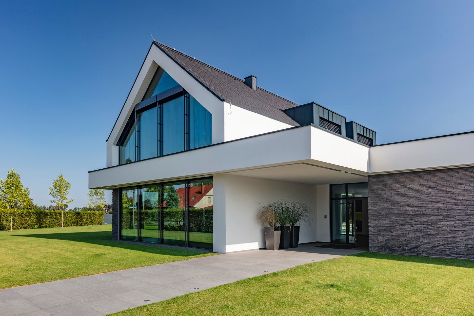 Sierra Cast Stone Panels | Real Brick Cladding